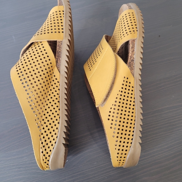 BIONATURA | Shoes | Bionatura Cork Bed Cushioned Foot Bed Golden ...